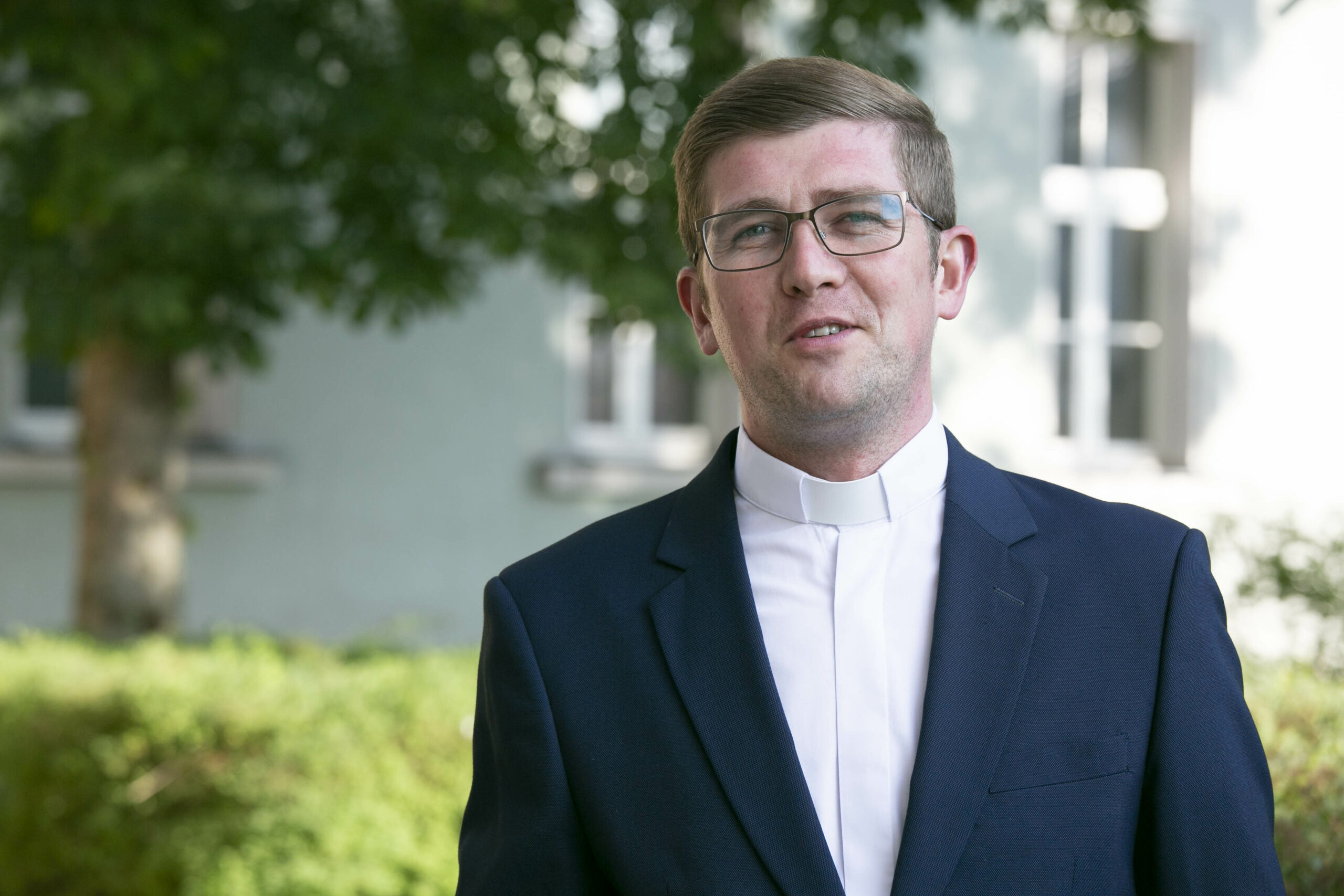 Nekünk a legjobbnak kell lennünk! – A papszentelés előtt álló Mike ...